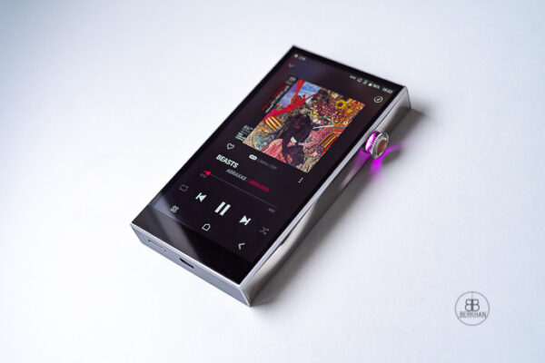 Astell&Kern SE300 Review - Headfonia