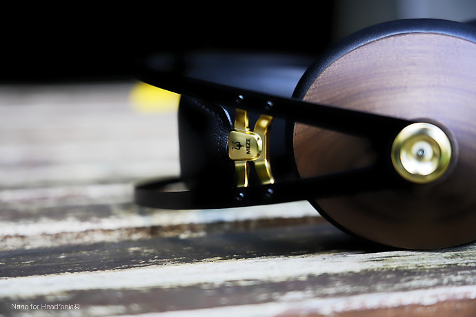 Meze 99 Classics V2 Review - Headfonia